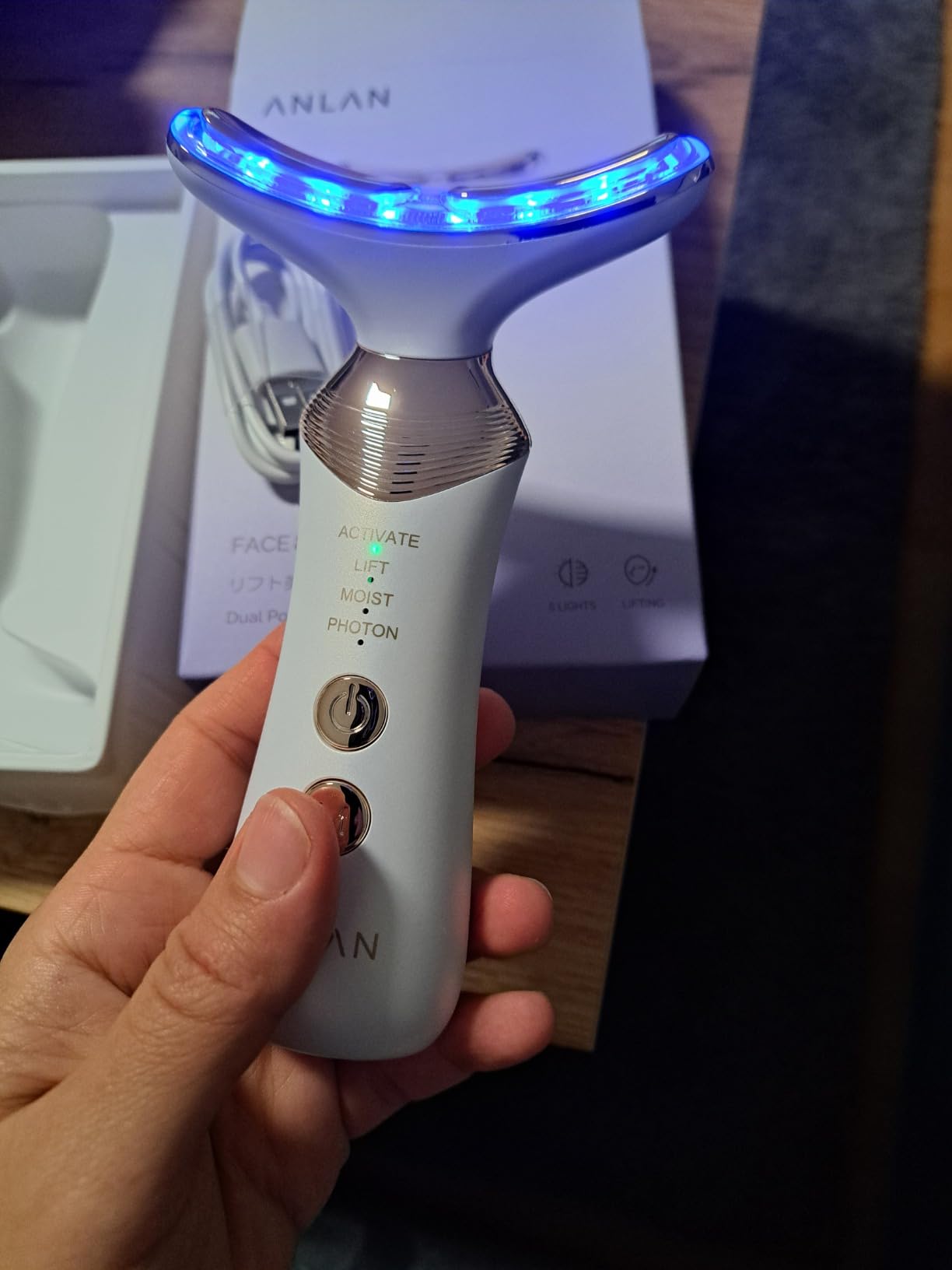 New skin care experience into home care beauty device | ANLAN